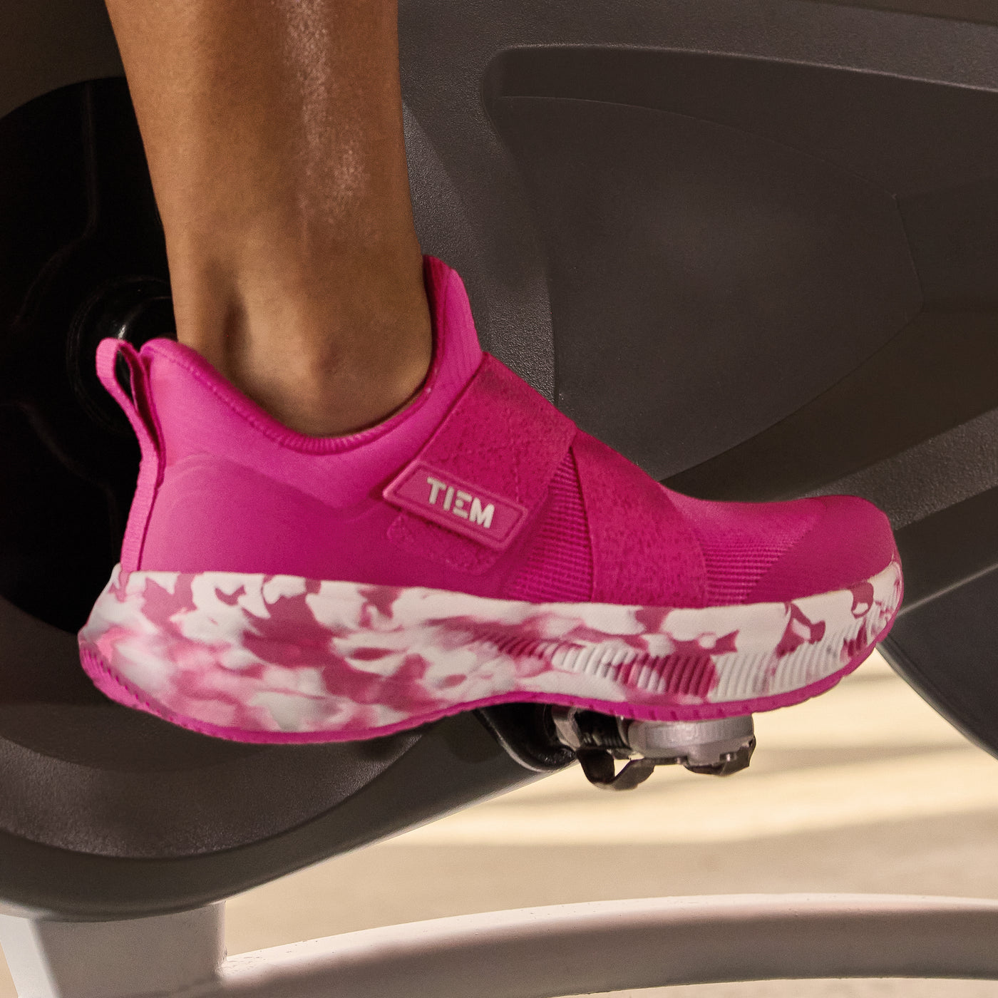 Lynx Cycling Shoe - Fuchsia Splash - TIEM