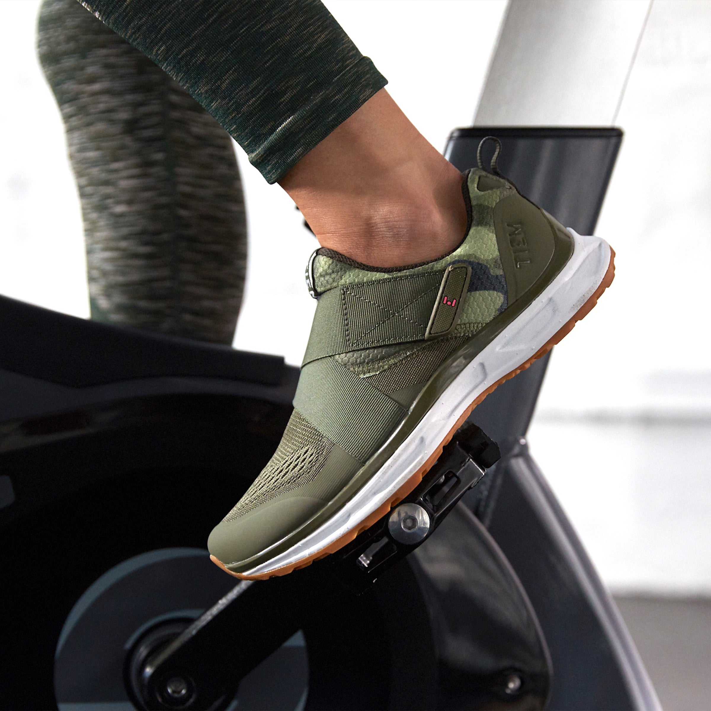 Slipstream Cycling Shoe - Camo - TIEM